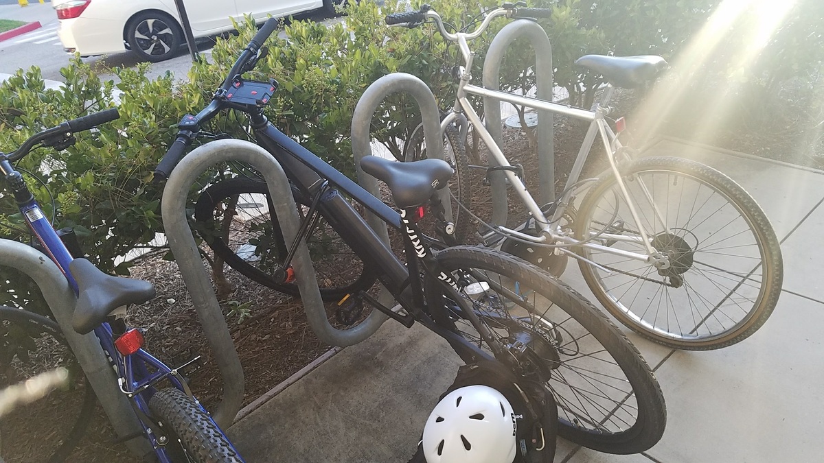 2017 Juiced Bikes Cross Current AIR