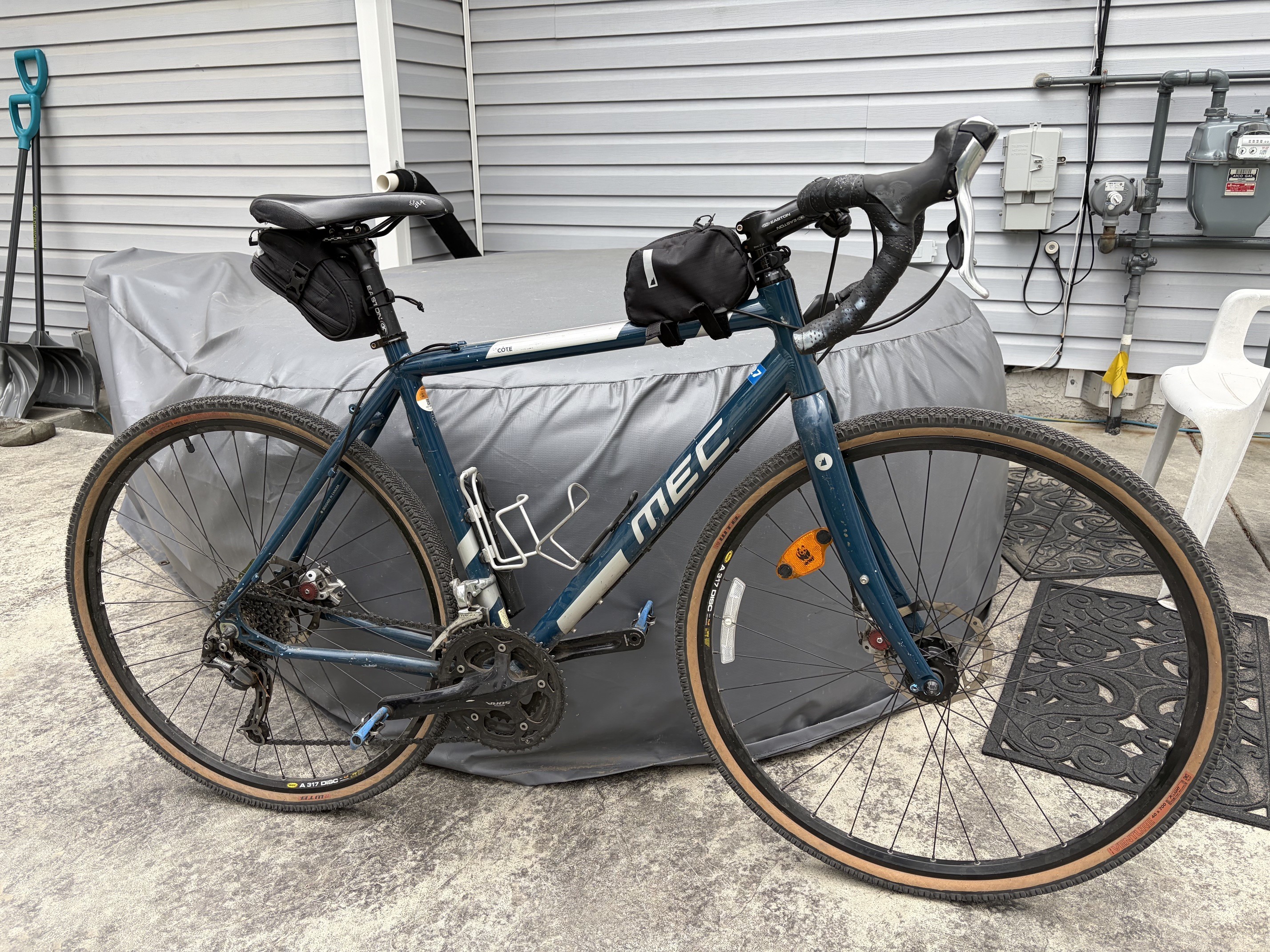 2010 MEC MEC Custom Cross 7005