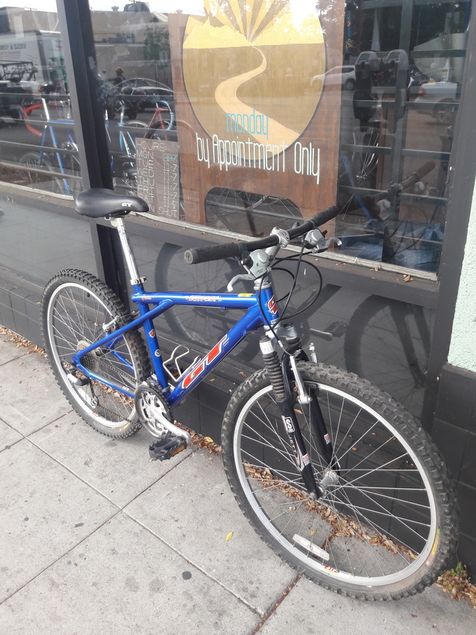 1998 GT Bicycles Outpost