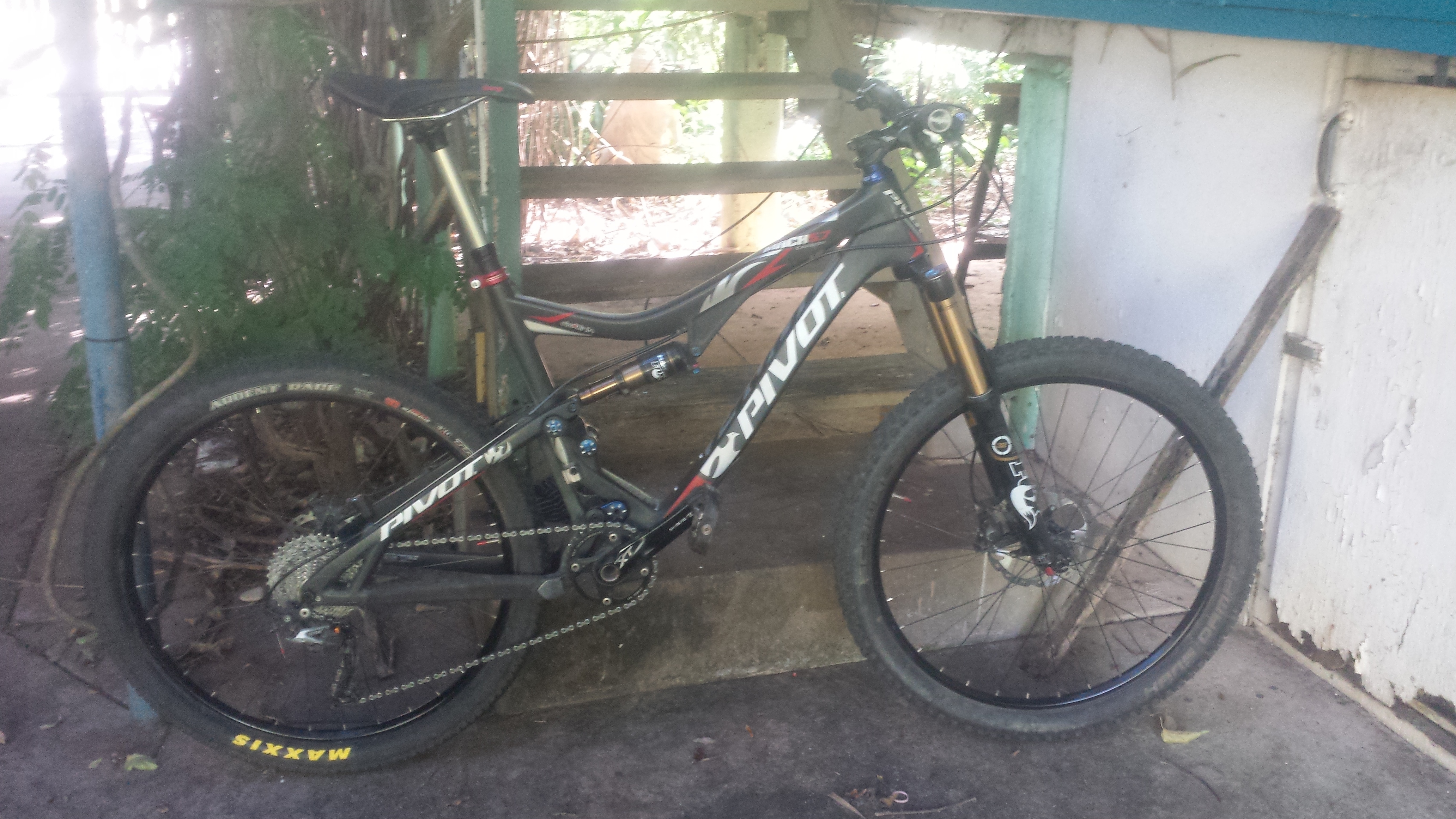 2012 Pivot Mach 5.7 Carbon