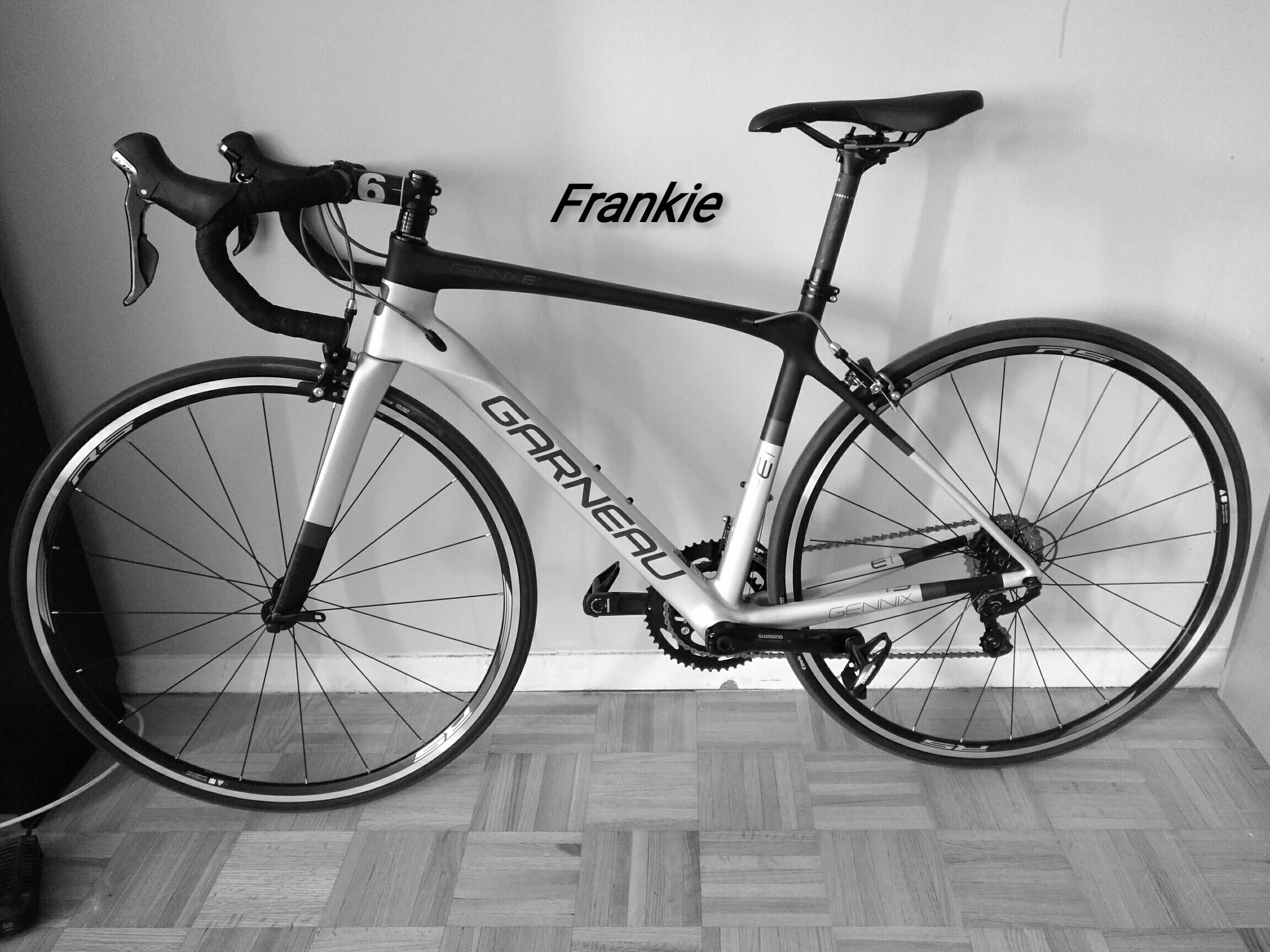 2016 Louis Garneau Gennix E1 105