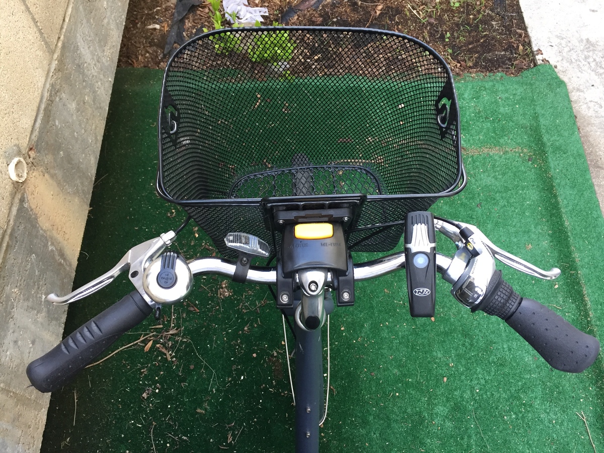 2016 Performance Bicycle Breezer Uptown EX LS City Hybrid