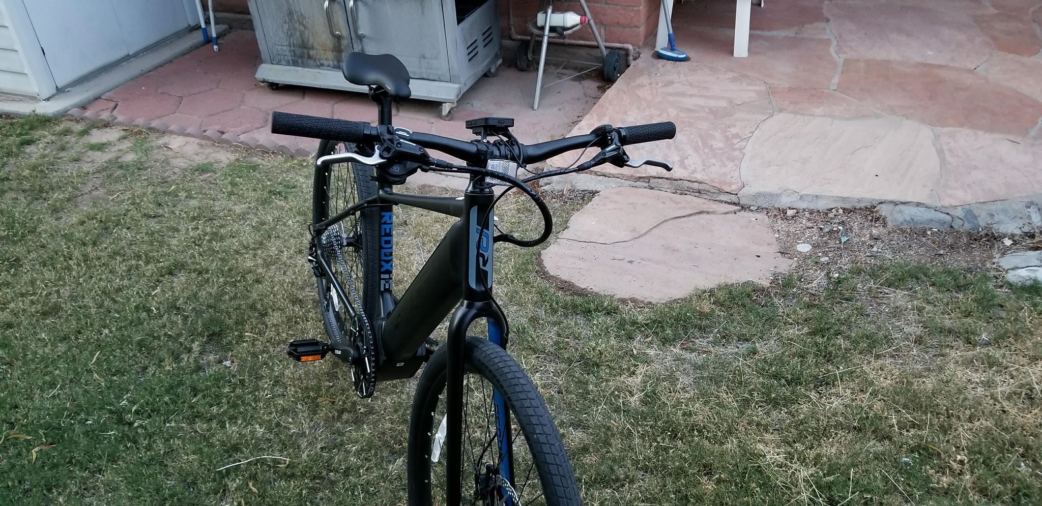 2017 Raleigh Redux iE Diamond Frame
