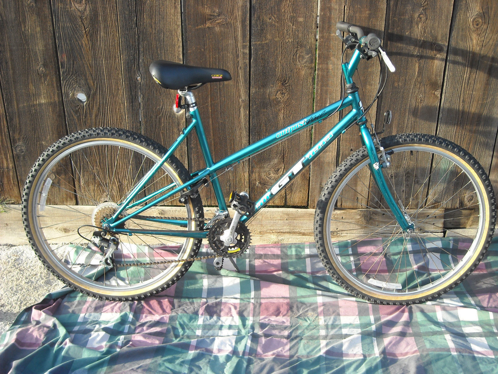 1999 GT Bicycles SMALL 18" FRAME
