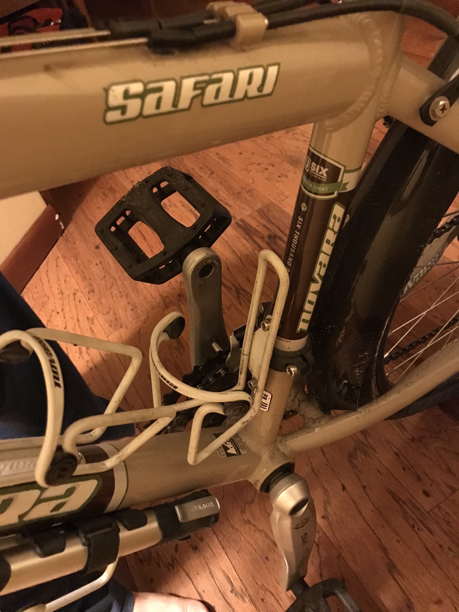 Novara Safari 6000 Series