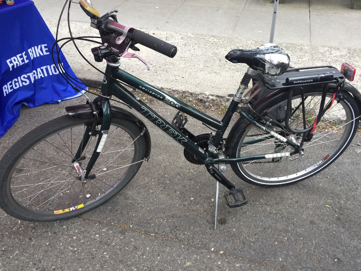 Trek Navigator 200