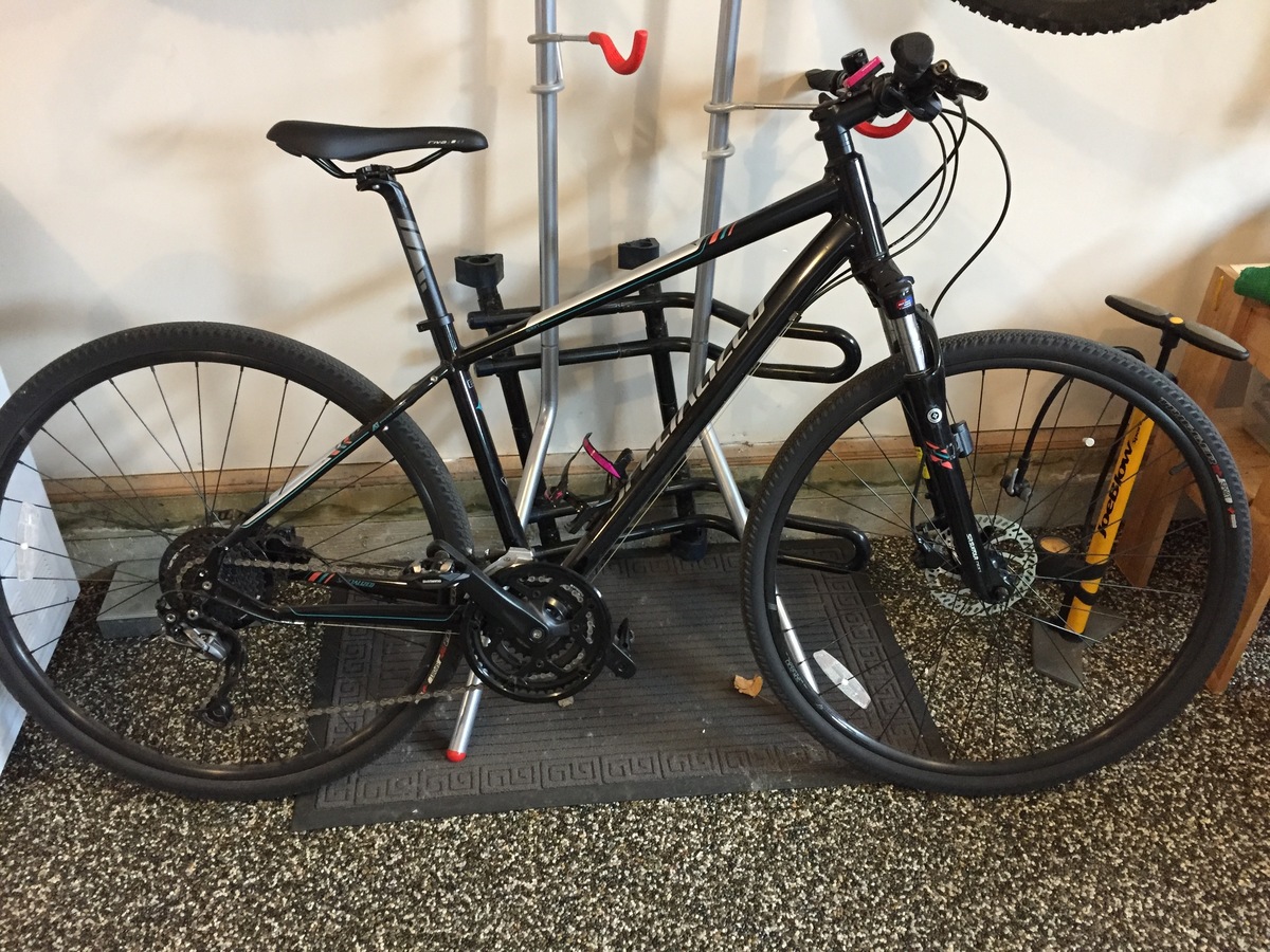 2015 Specialized Ariel Sport