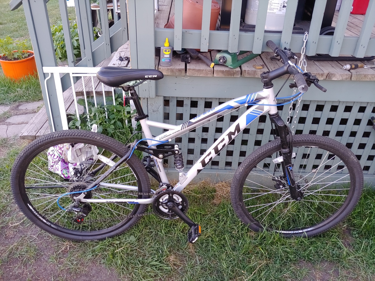 2017 CCM X-4 link suspension