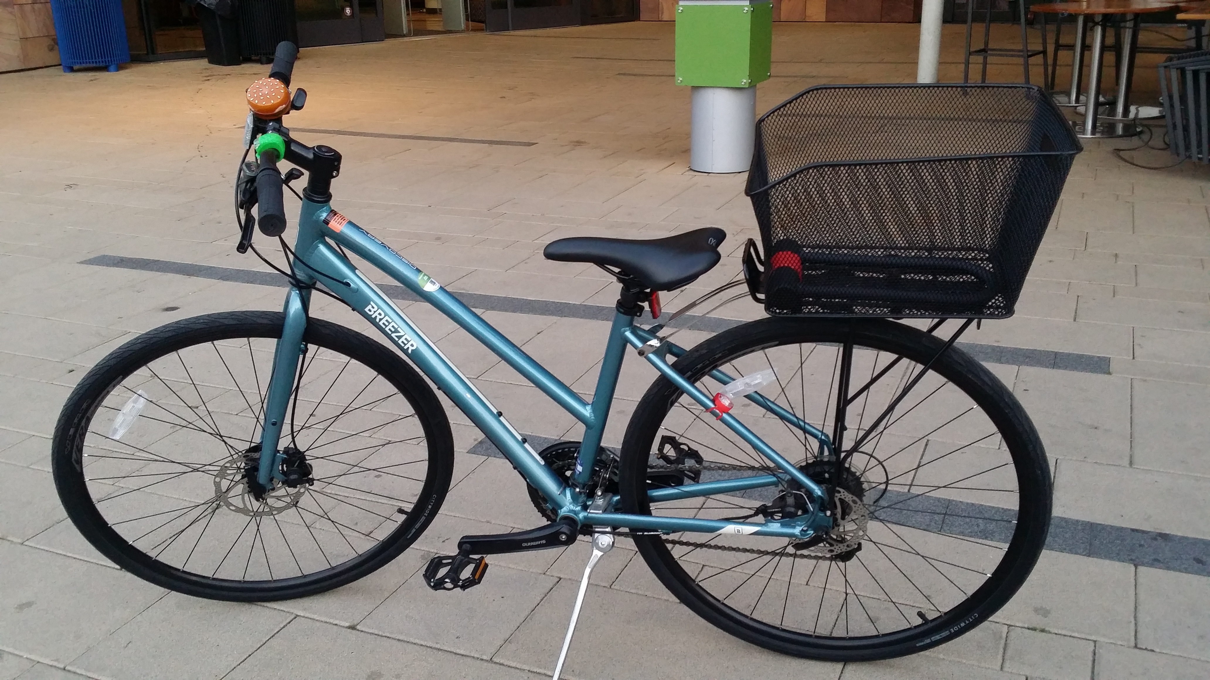 2018 Breezer Discovery 1