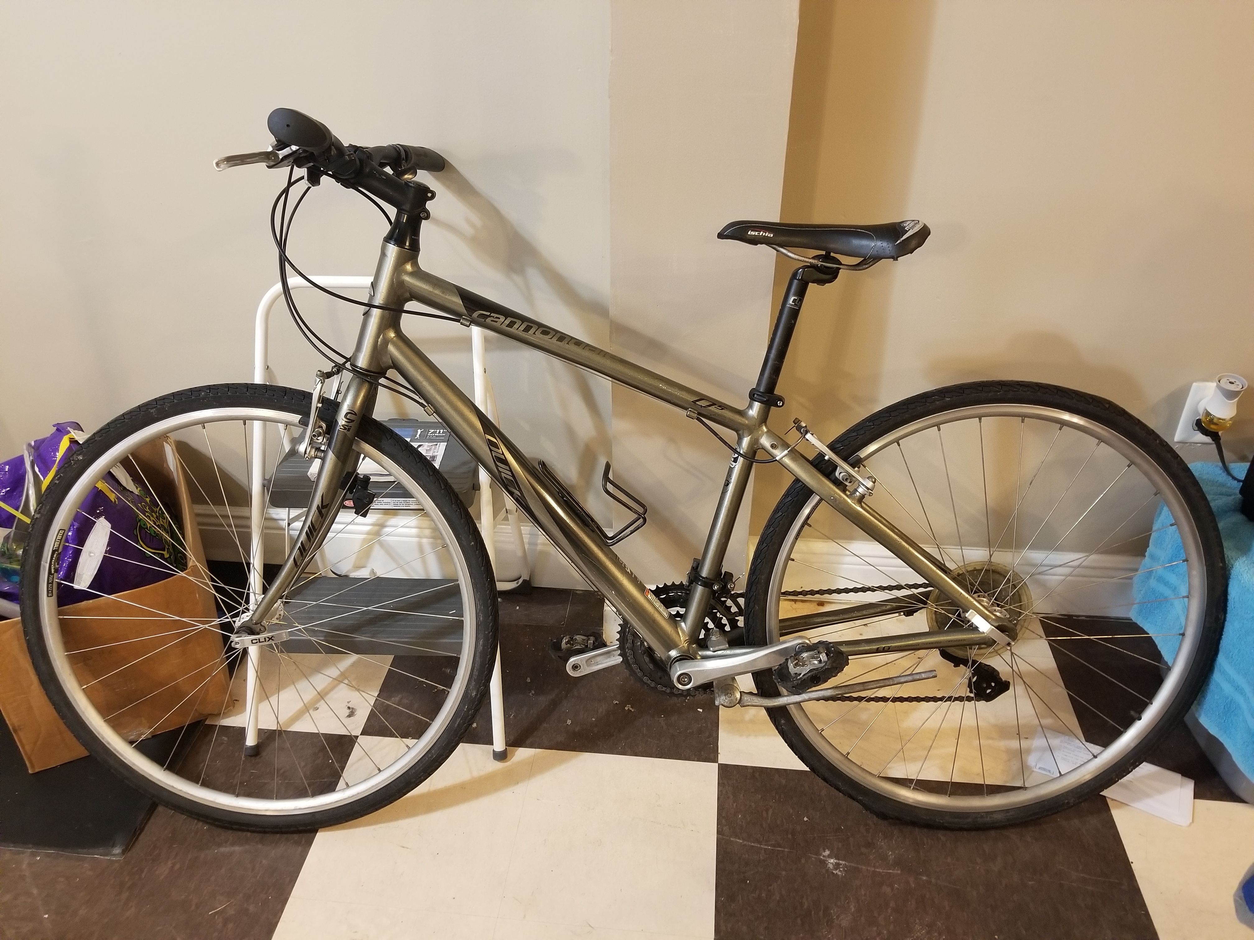 Stolen Cannondale Quick 8