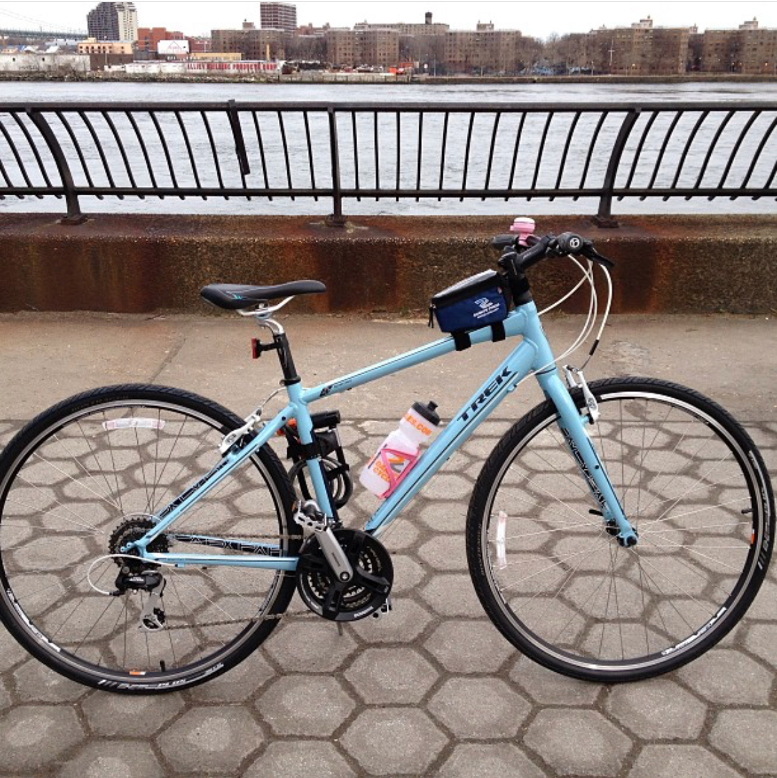 Stolen 2012 Trek 7.2 FX WSD