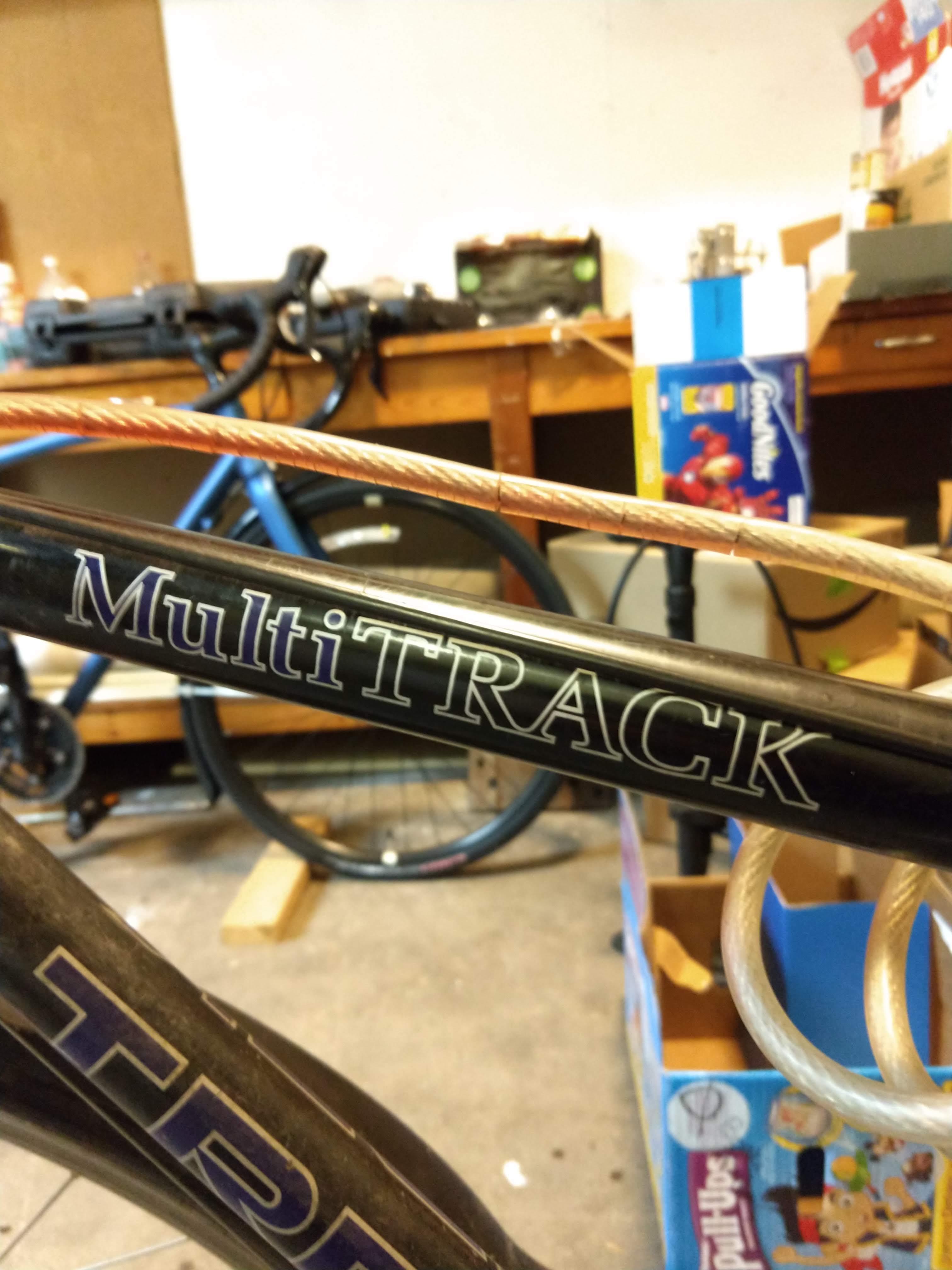 Trek MultiTrack 700
