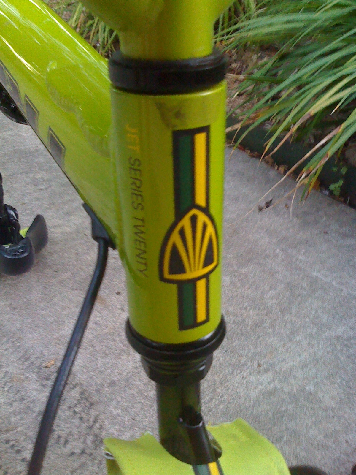 Trek Kids' Superfly 20