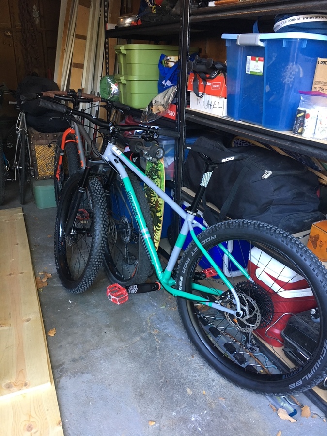 2018 Breezer Lightning