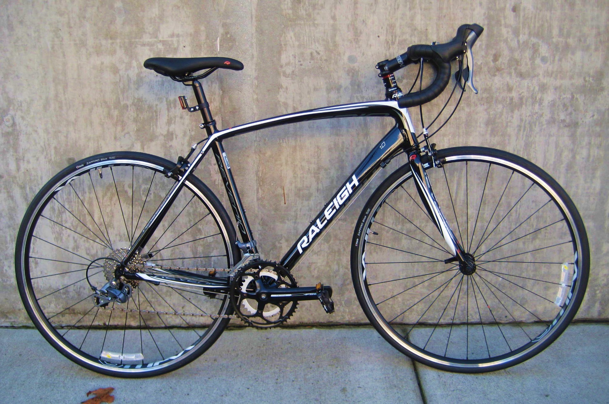Stolen 2014 Raleigh Revenio 1.0