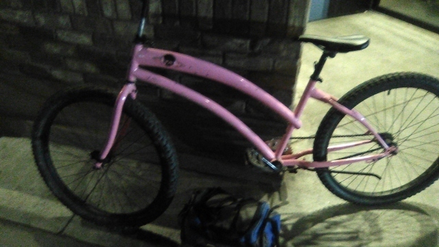 Stolen pink bike pink men's bike