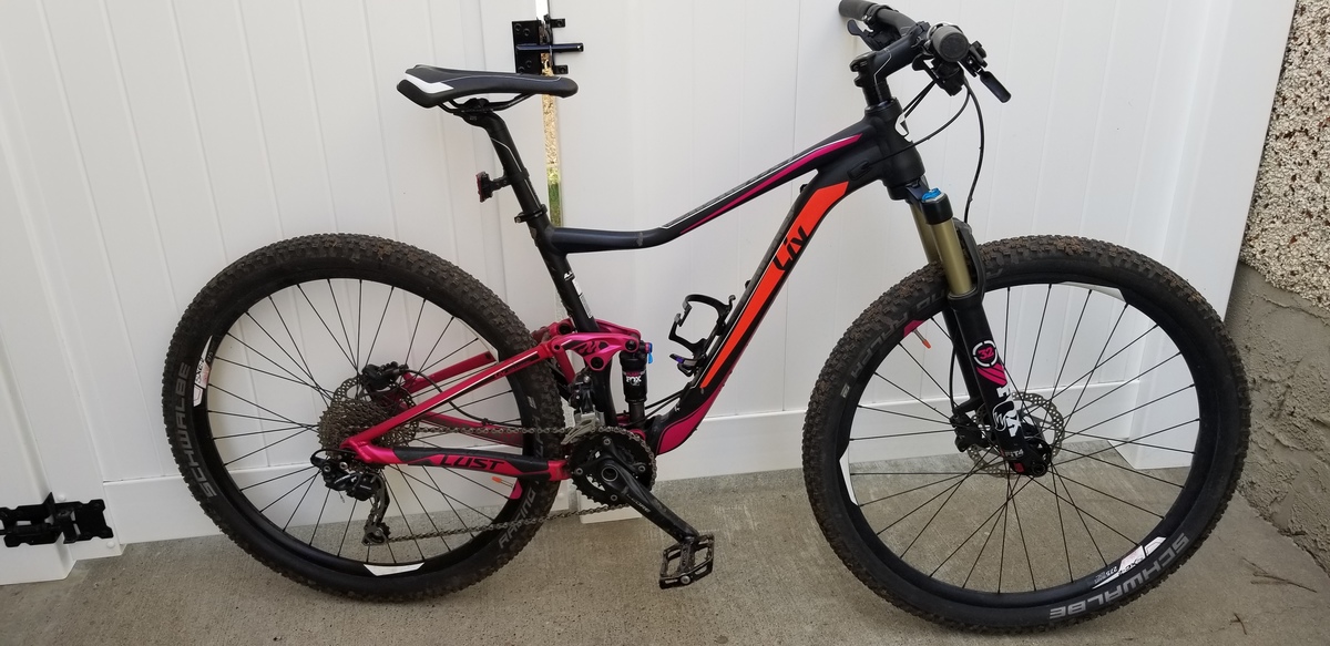 2016 Giant Lust