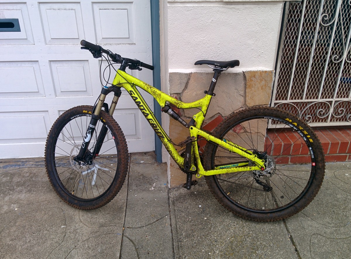 Stolen 2014 Santa Cruz Carbon R AM Complete