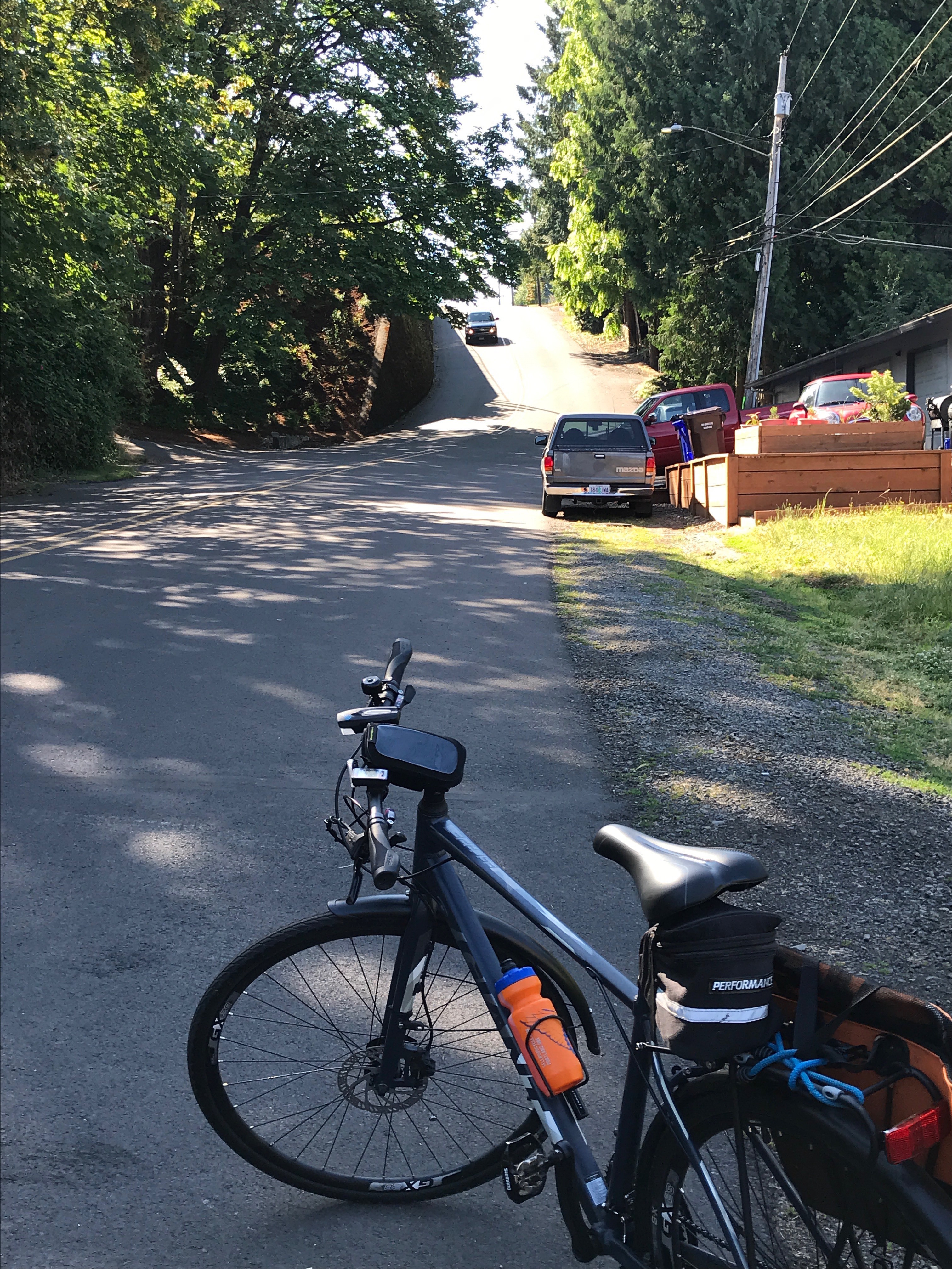 2019 Giant Hybrid straight handlebars