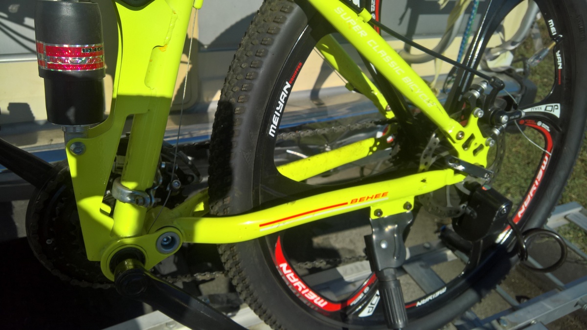 Stolen 2018 BEHEE Mountain light green