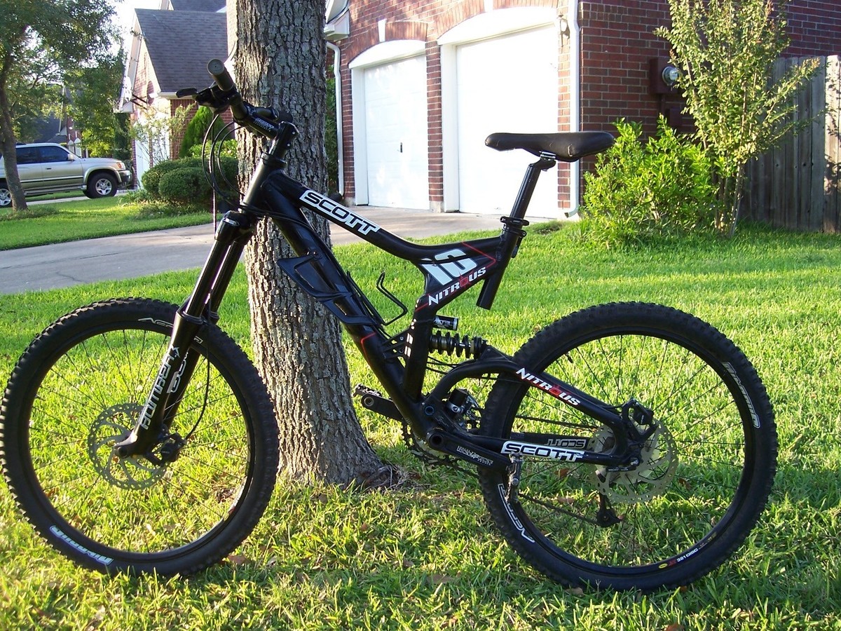 SCOTT Nitrous 10