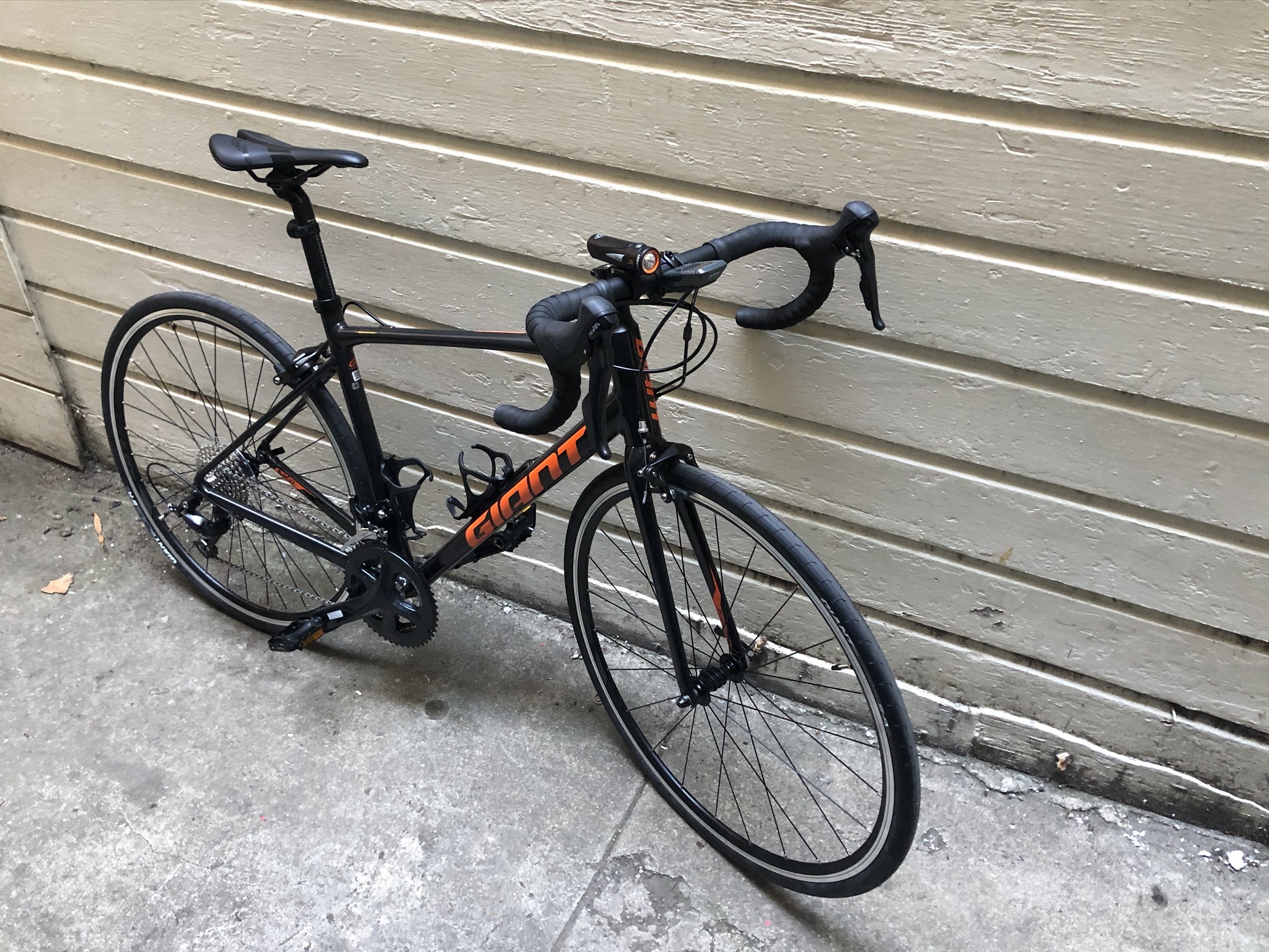 2020 Giant Contend 1