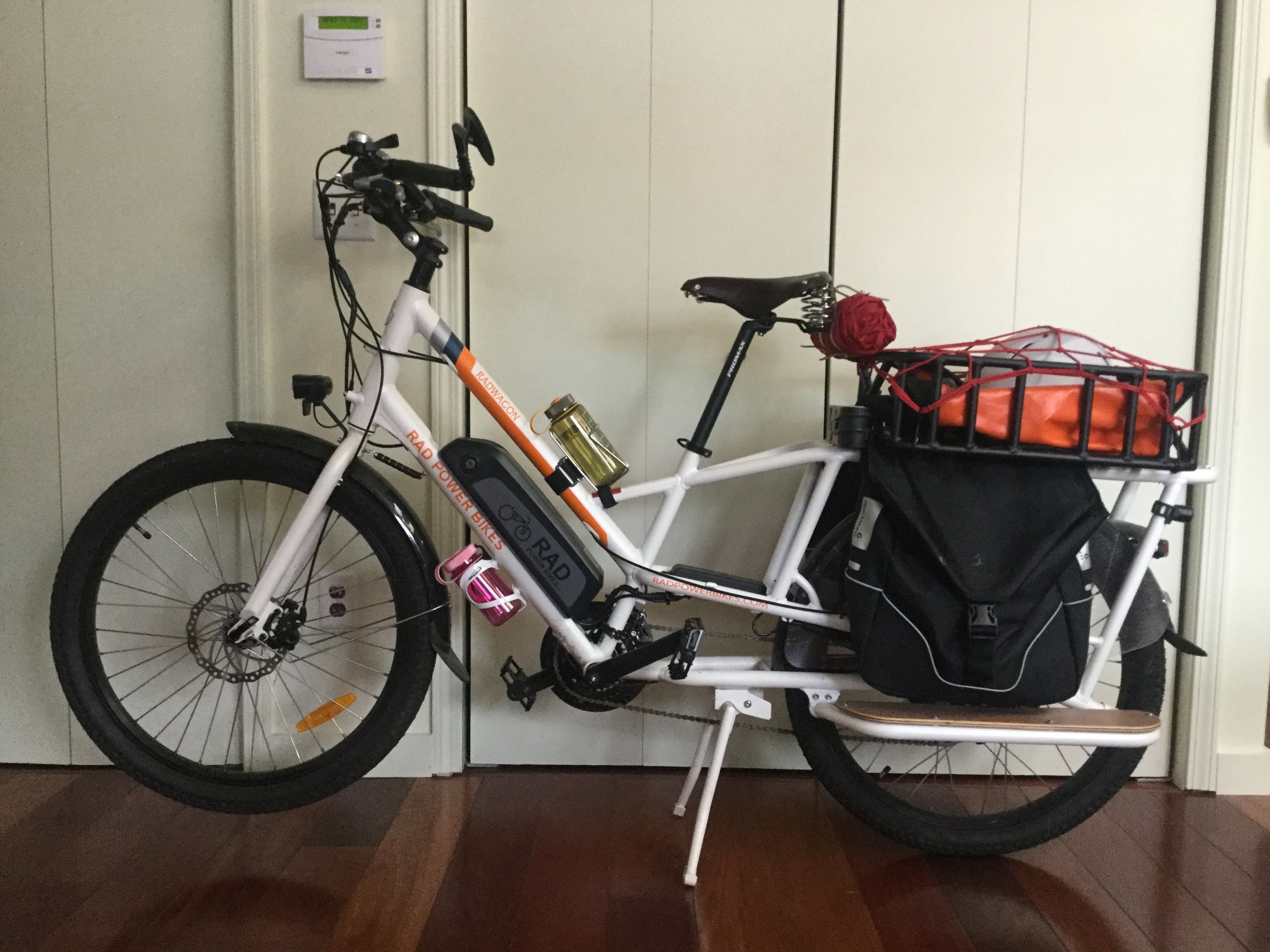 2018 Rad Power Bikes Radwagon cargo bike rear