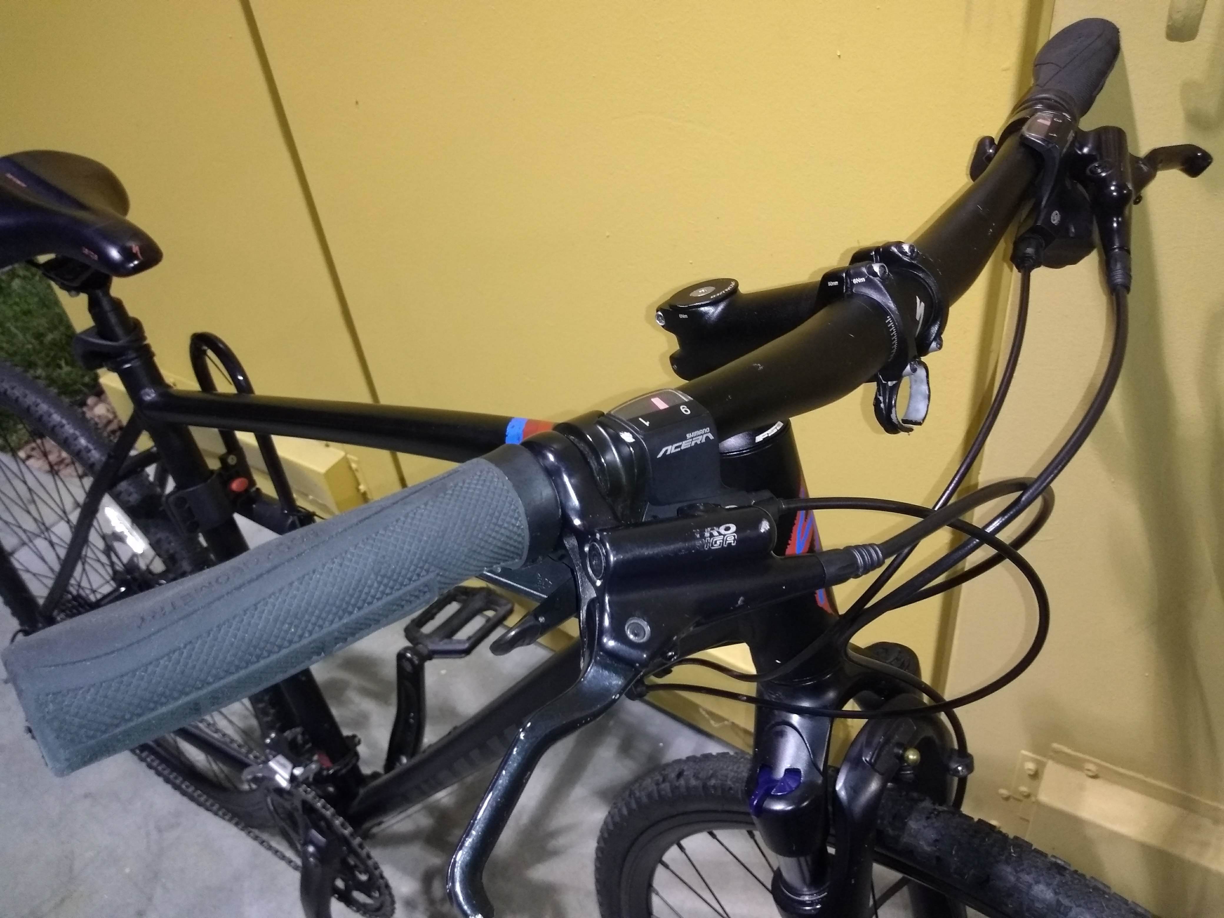 2016 Specialized CrossTrail Sport Disc