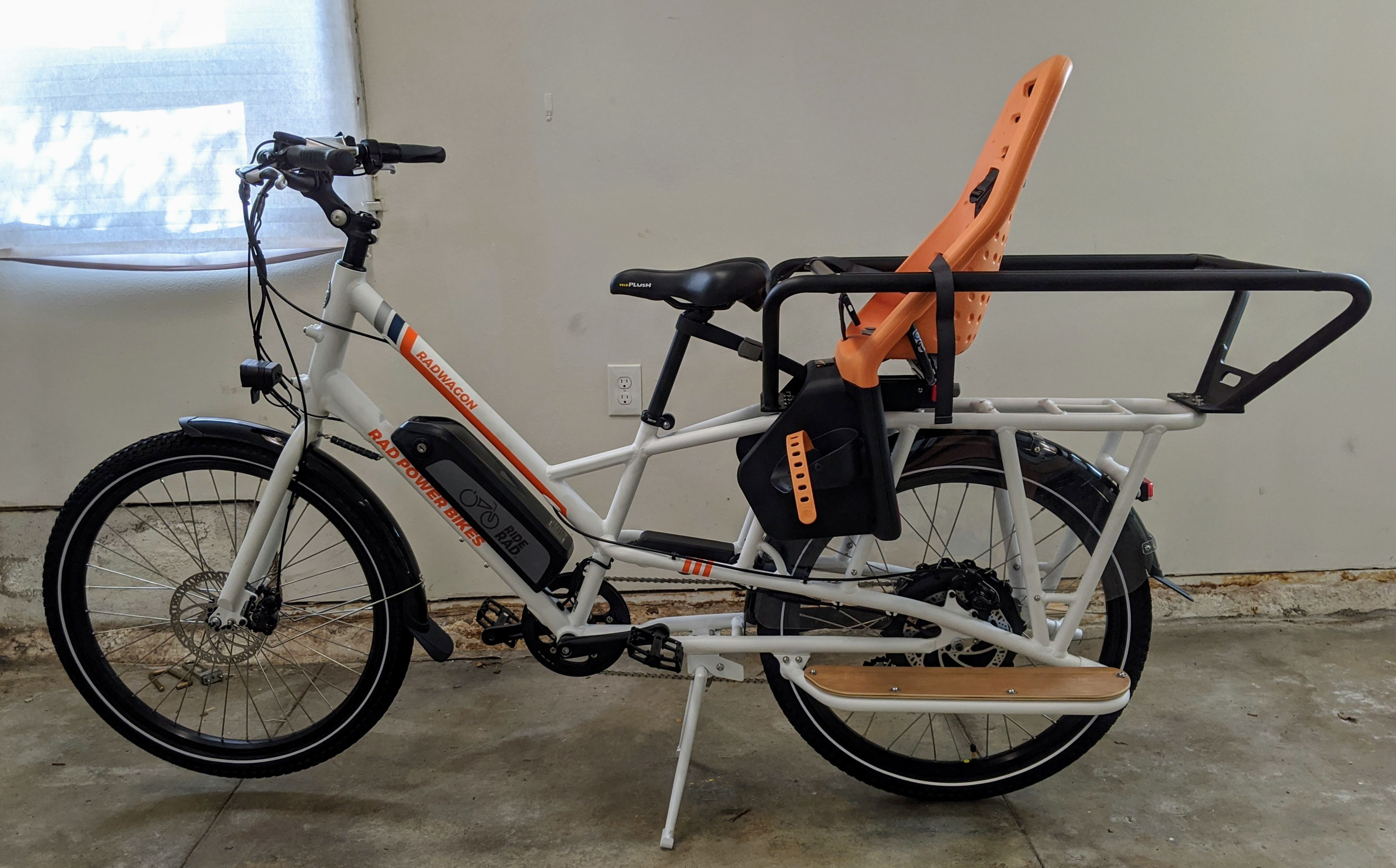 2020 Rad Power Bikes Rad Wagon cargo bike rear