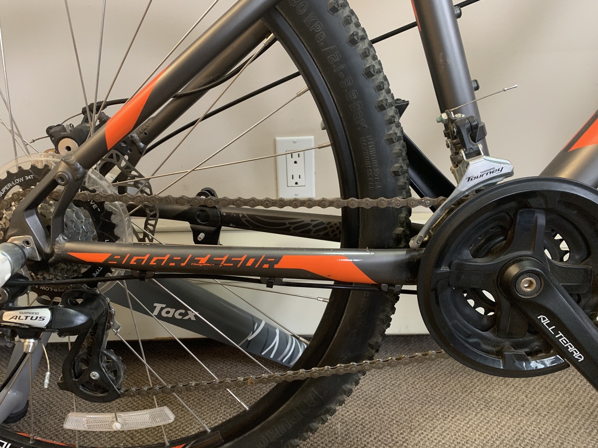 2017 GT Bicycles Aggressor Comp