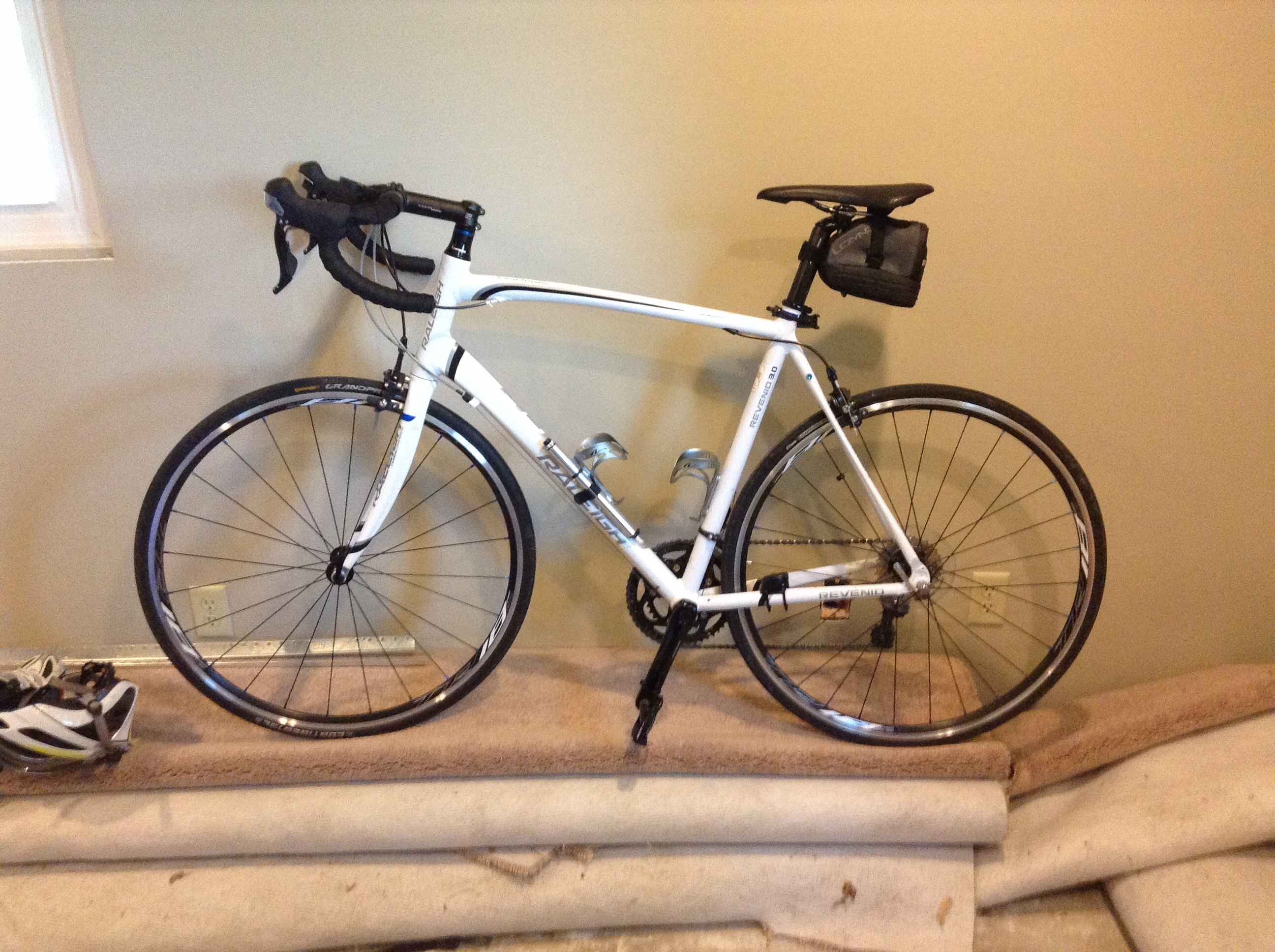 2012 Raleigh Revenio 3.0