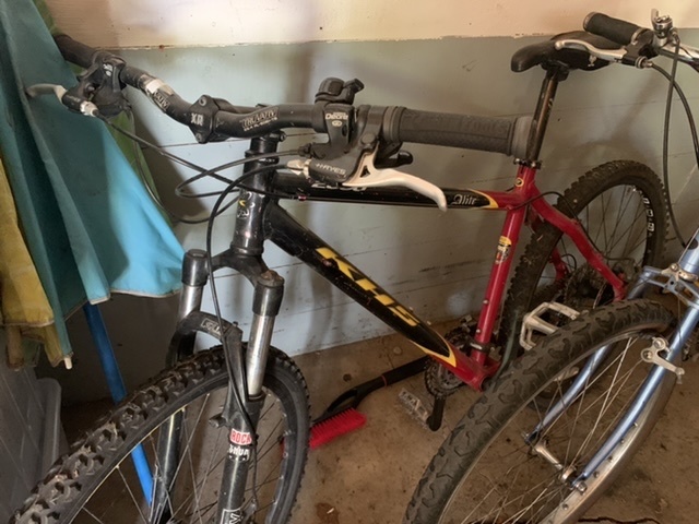 KHS Bicycles ALITE 2000