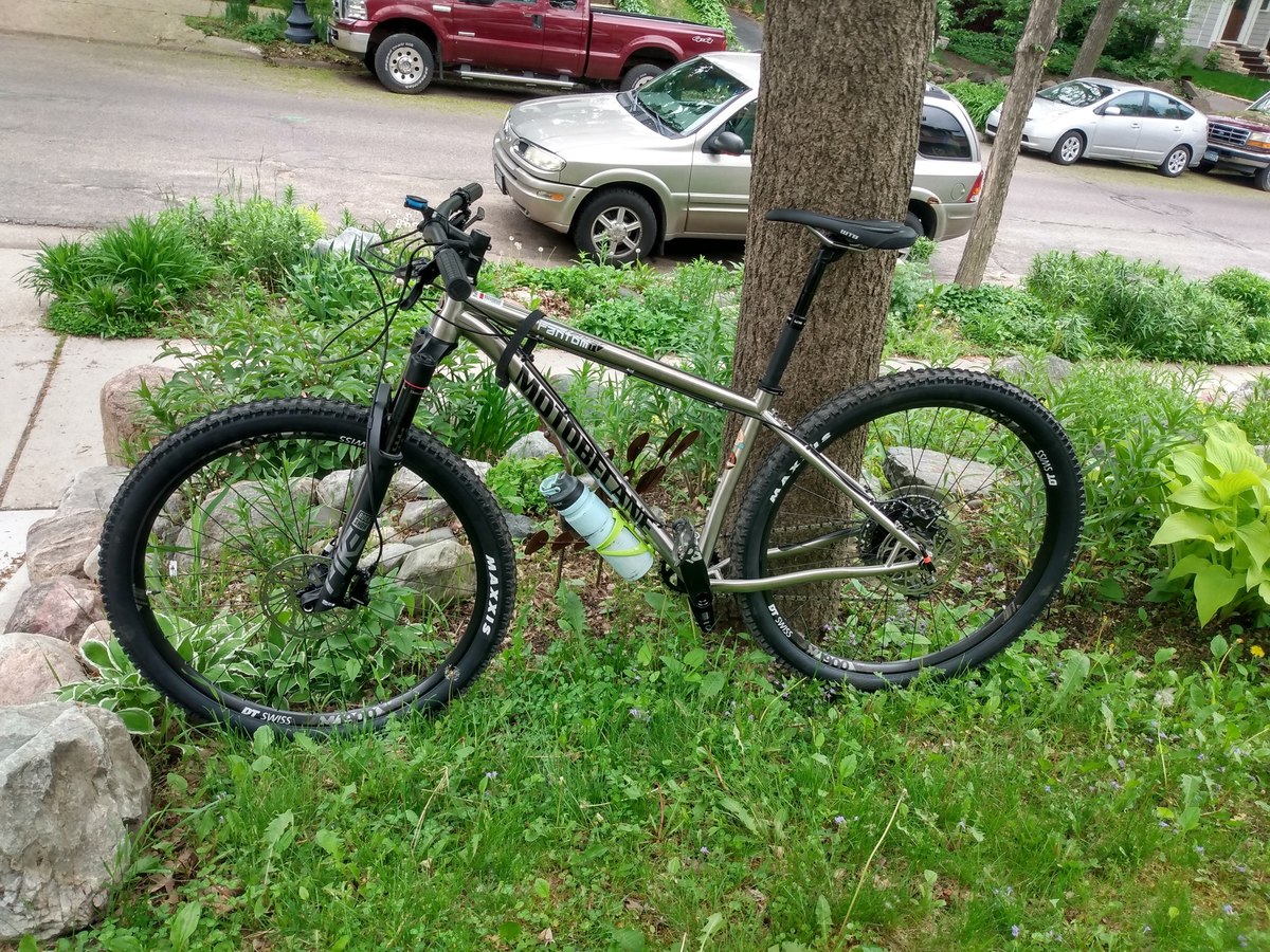 2020 Motobecane MTB