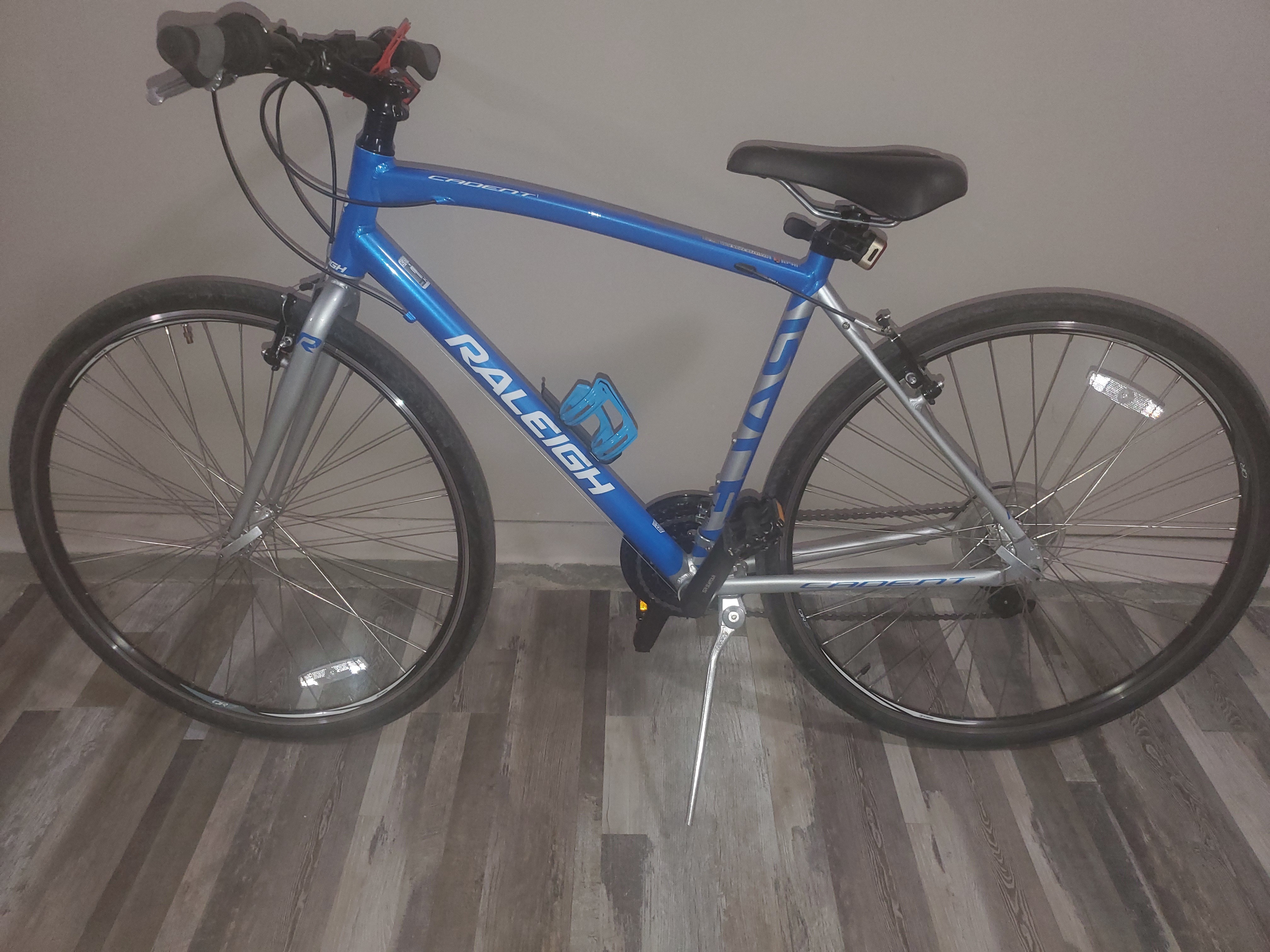 2018 Raleigh Cadent 1