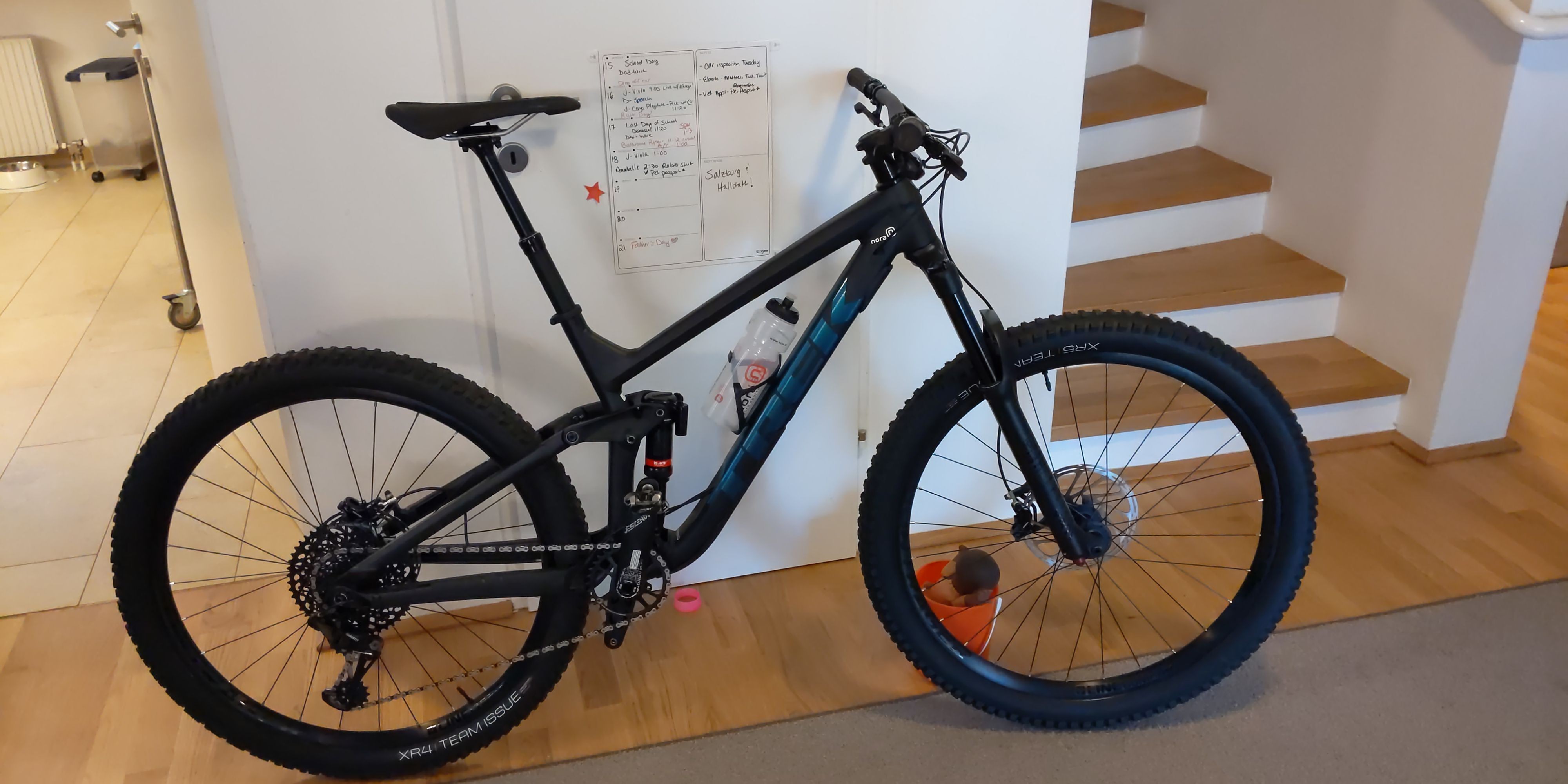 2020 Trek Slash 8