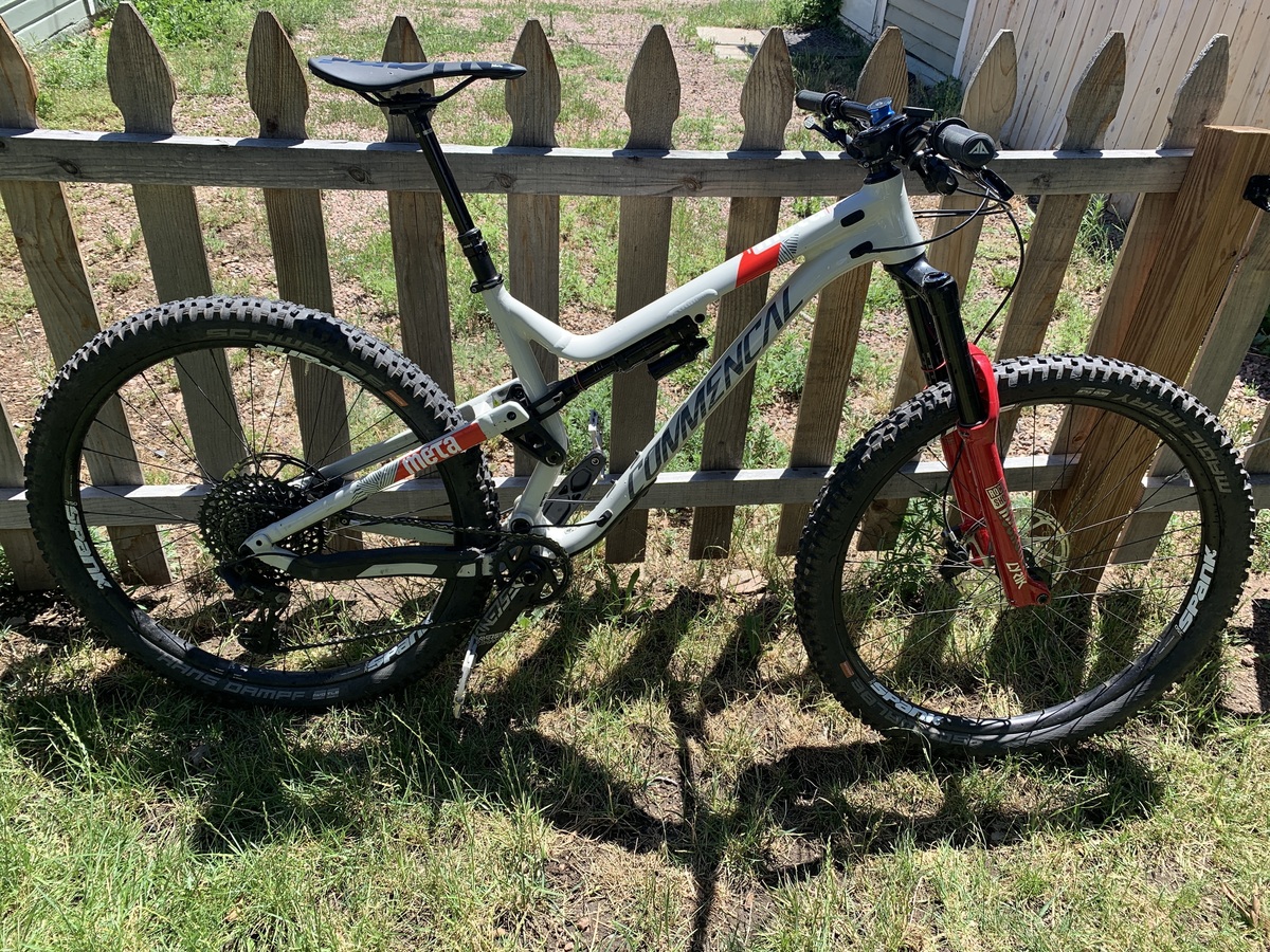 2019 Commencal Bikes All Mountain Meta