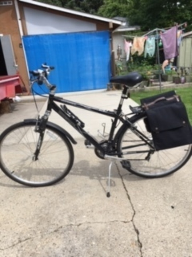 Mongoose 21 speed Mongoose Hybrid