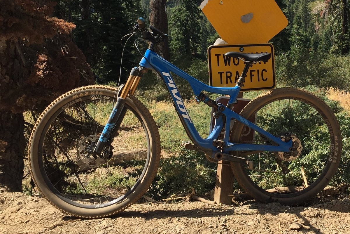 2018 Pivot Mach 429 Trail Carbon 29