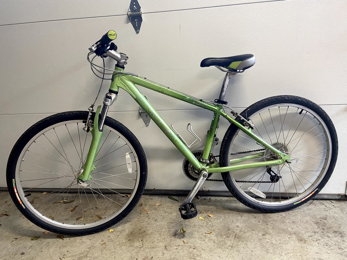 2006 K2 T:Nine