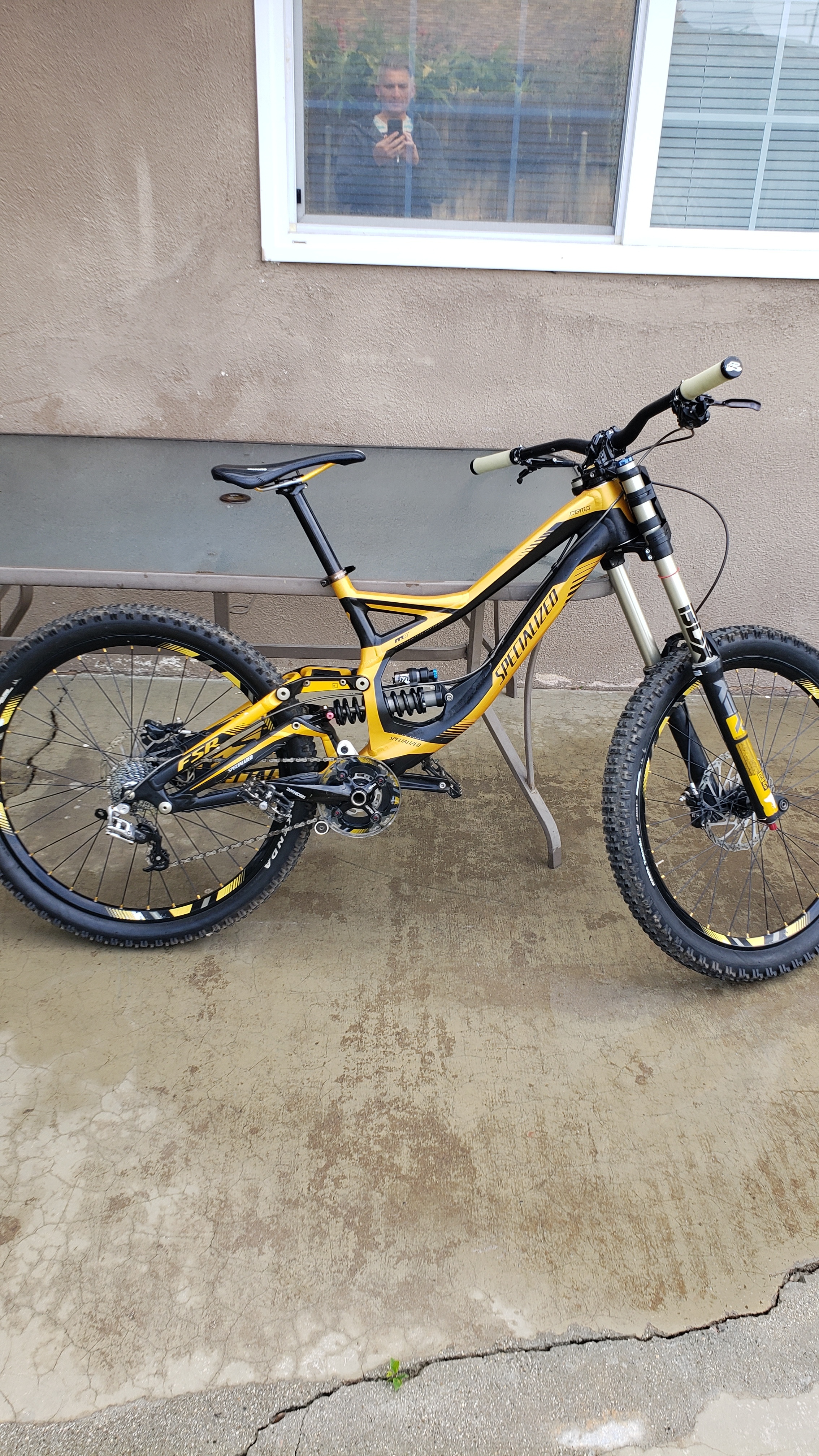 Specialized Demo 8