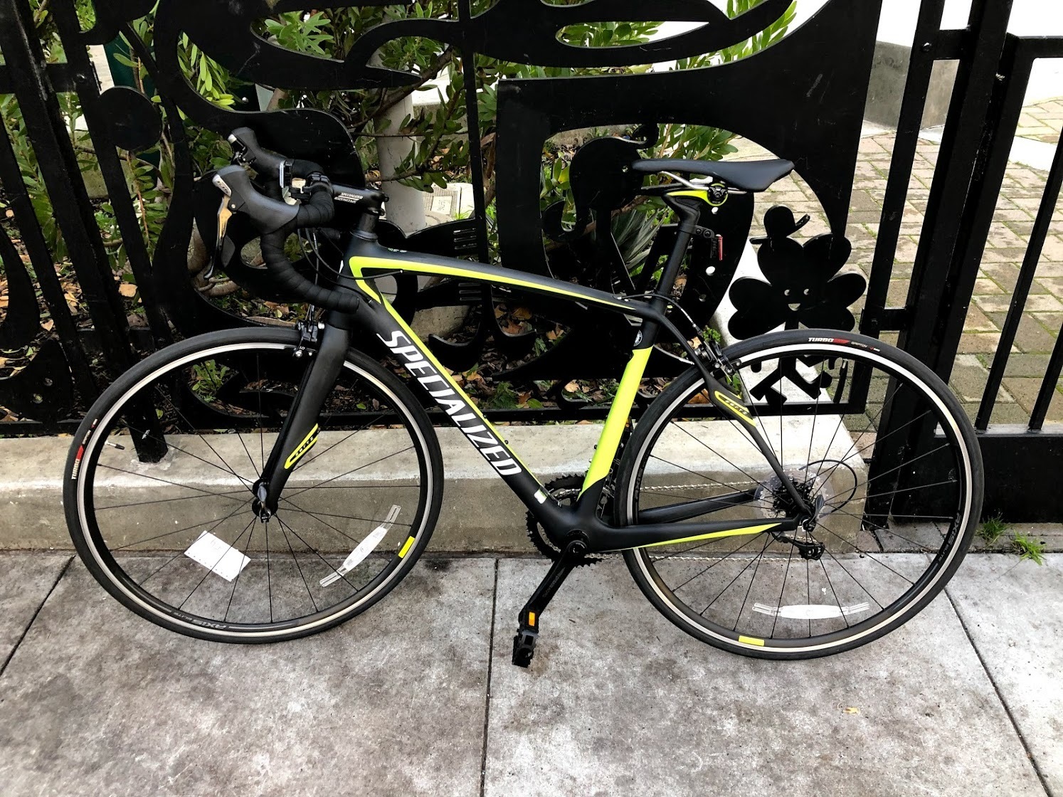 2017 Specialized Roubaix SL4 Sport