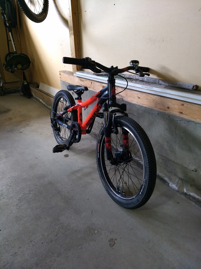 2016 Commencal Bikes Ramones