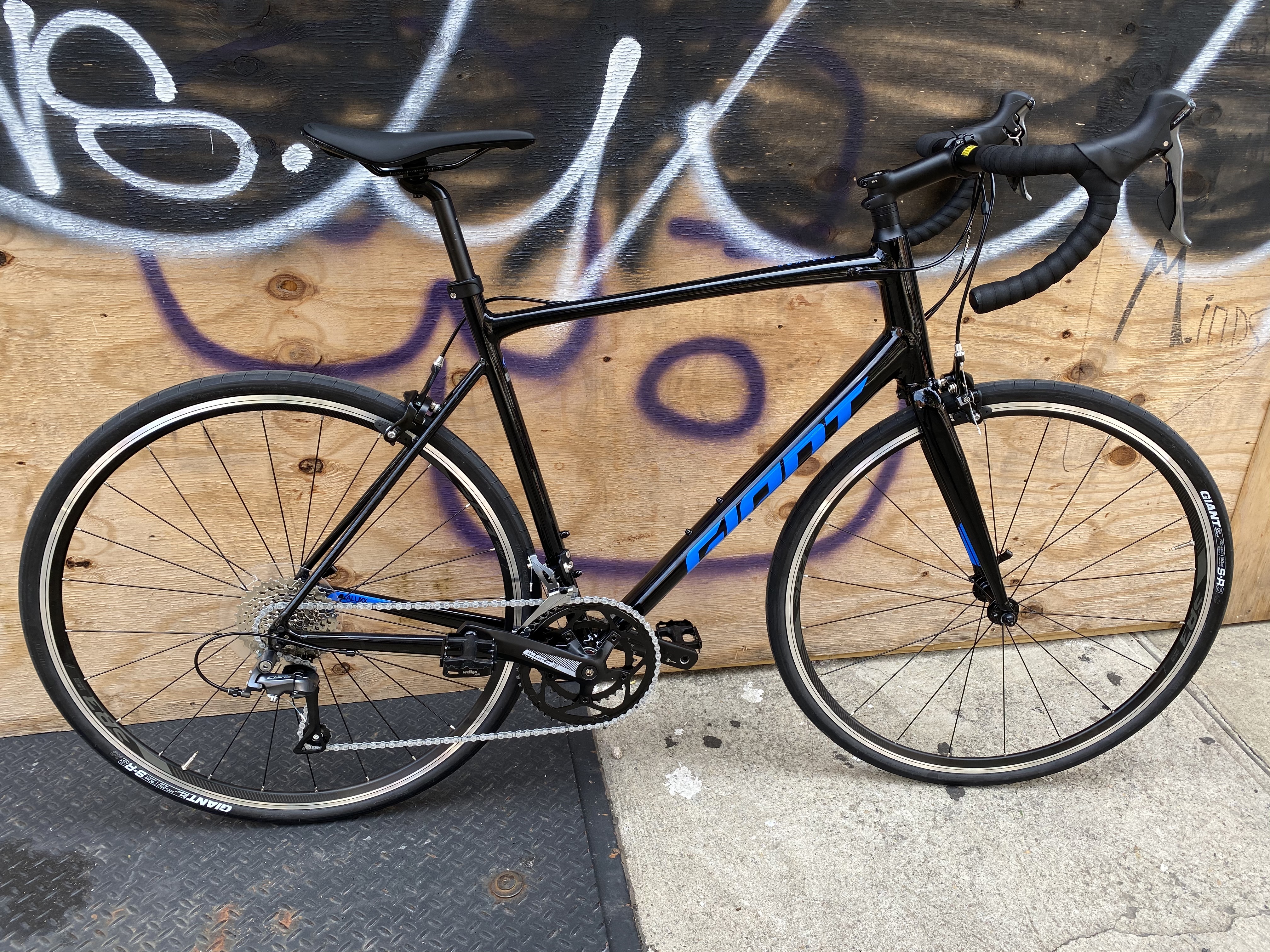 2020 Giant Contend 3