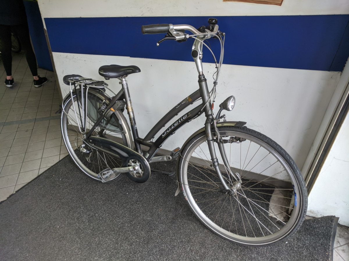 Gazelle Medeo Track and Trail