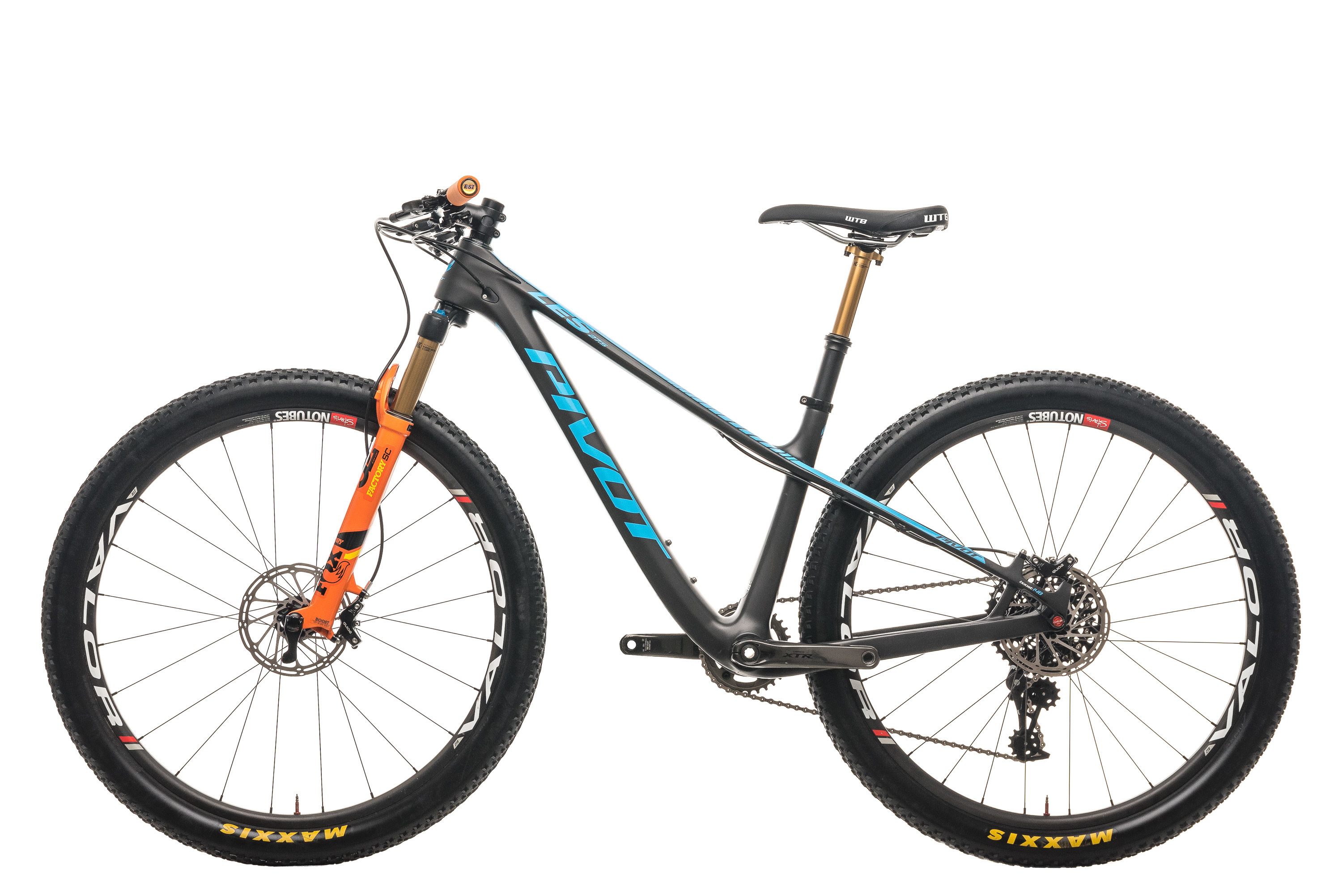 2019 Pivot LES 27.5