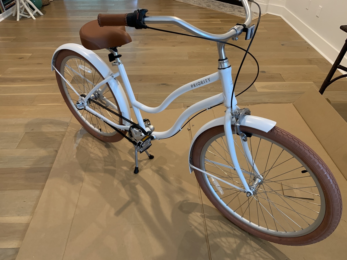 2020 Priority Bicycles Coast