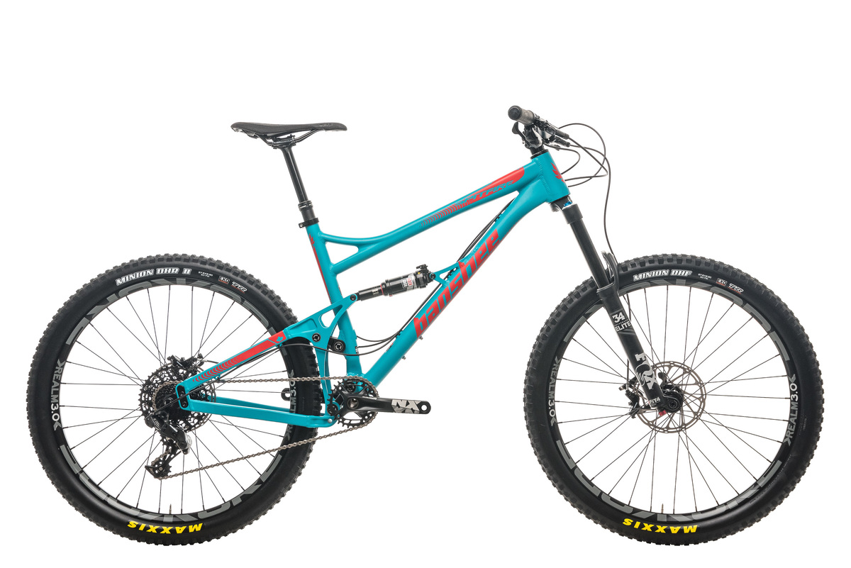 2017 Banshee Bikes Spitfire V2