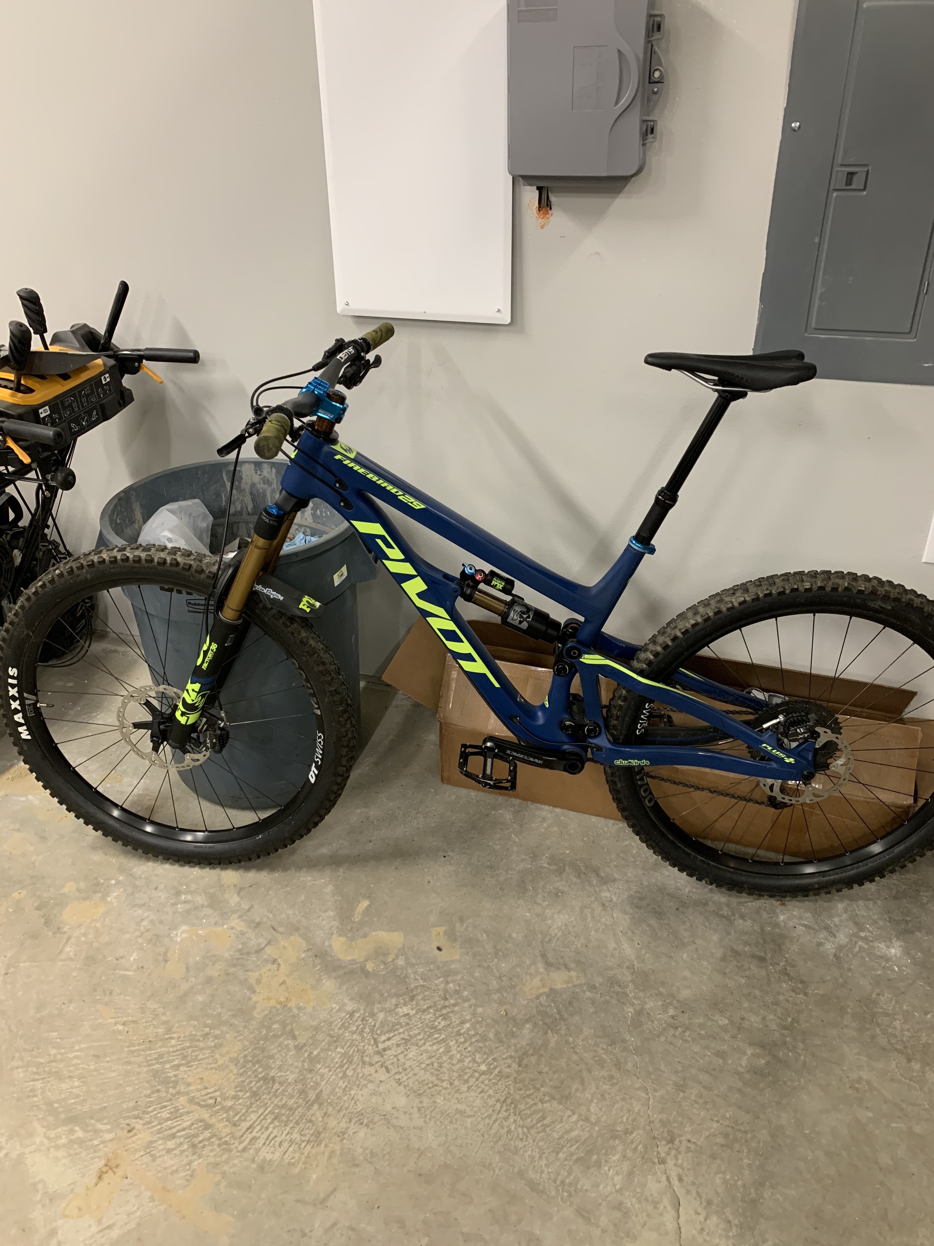 Stolen 2019 Pivot Firebird