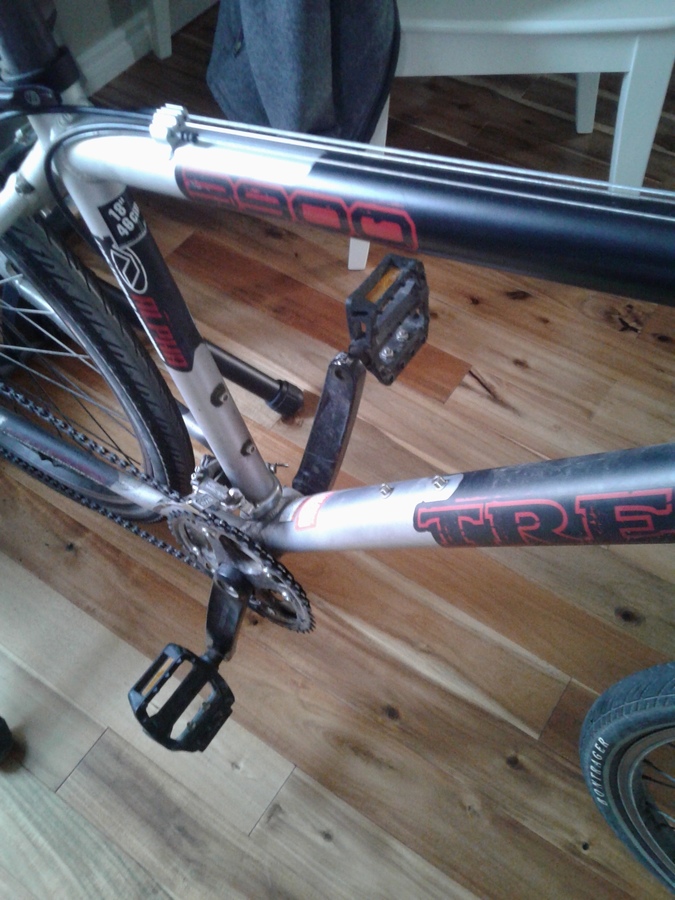Trek 3900