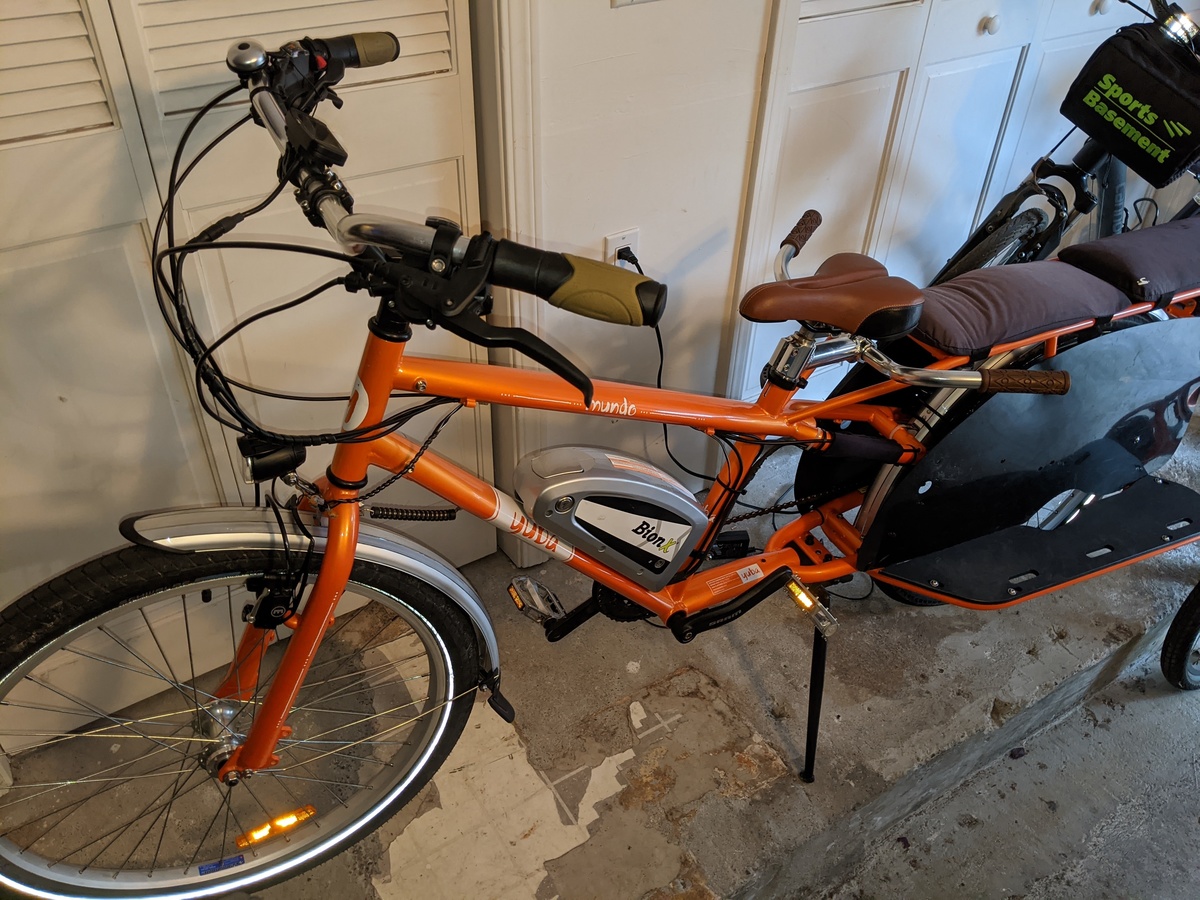 Yuba Mundo cargo bike rear
